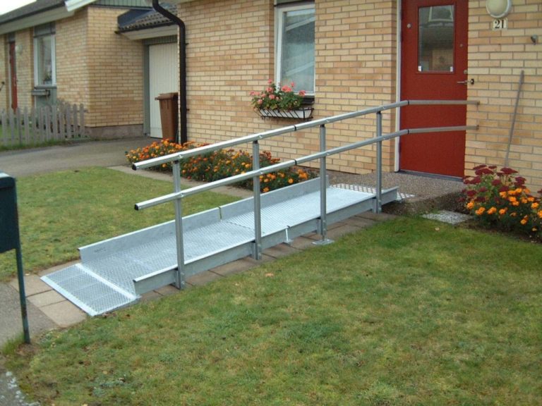 Understanding the Rules for Disability Ramps in the UK - Aquadapt